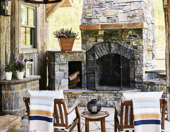 Treehouse - Sanctuary at Crow Hollow Ranch